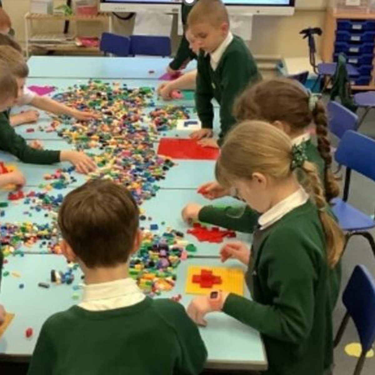 Upwell Academy - Kids with Bricks Club