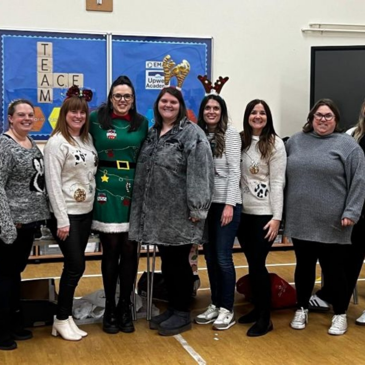 Upwell Academy - FOSA Christmas Fayre